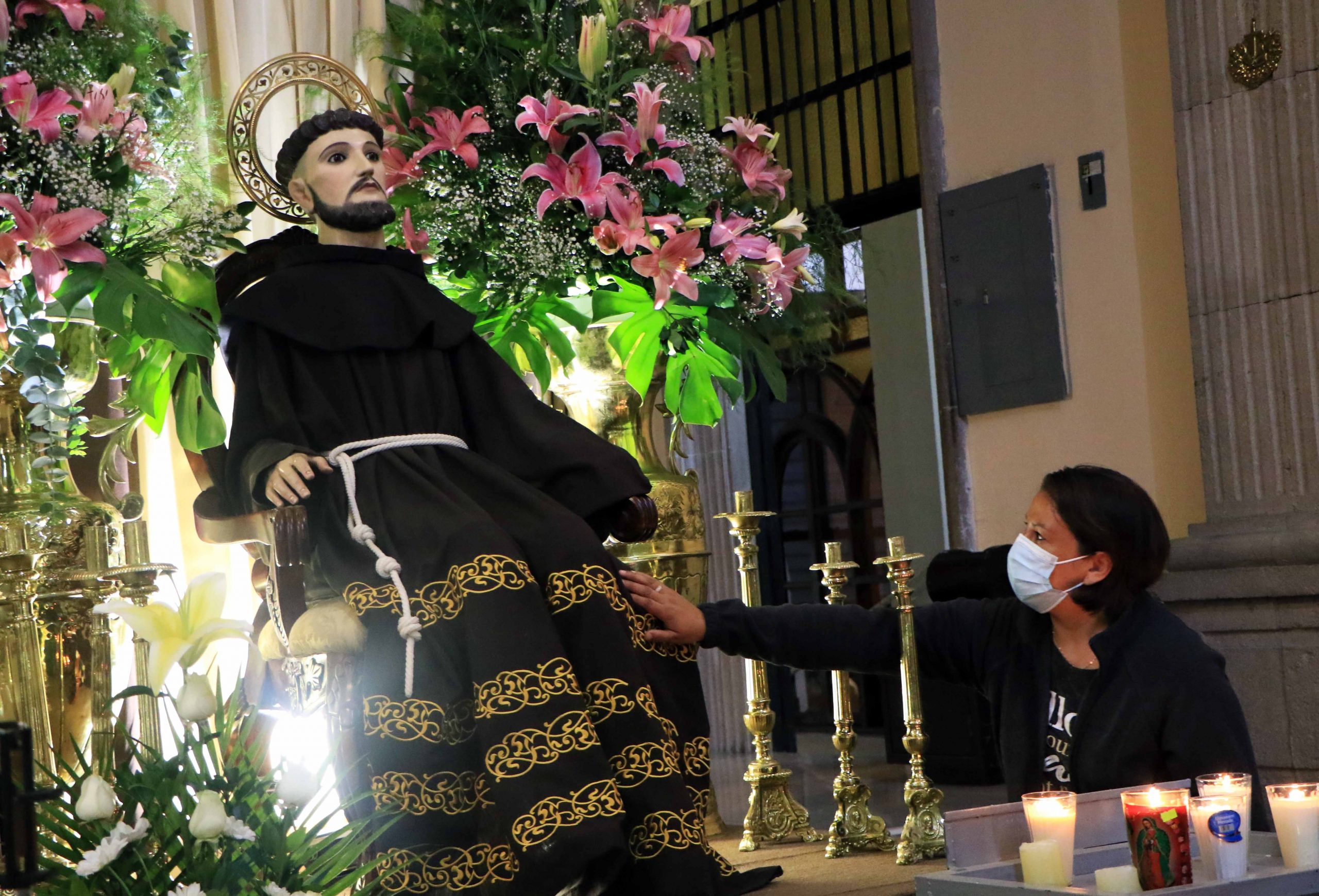 ‘San Panchito’ nos ha hecho muchos milagros: devota