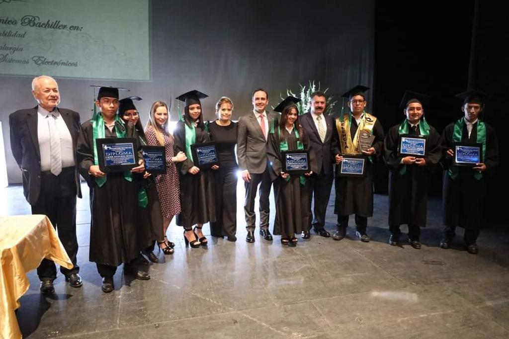 Inician graduaciones del Conalep en Coahuila – Capital Coahuila