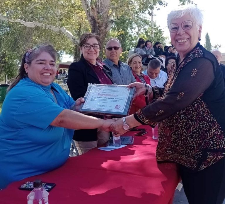 Celebró el CBTIS 54 su aniversario número 49