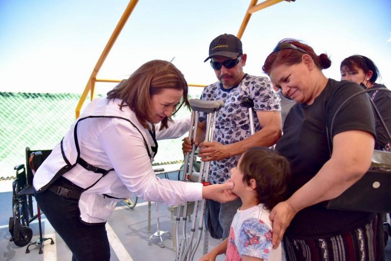 Entrega DIF Saltillo aparatos ortopédicos; mejora calidad de vida